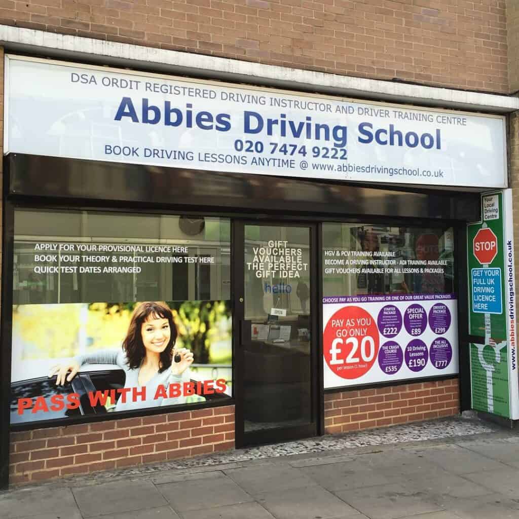 10 Best Driving Schools London With Driving Lessons In Table | Cost ...